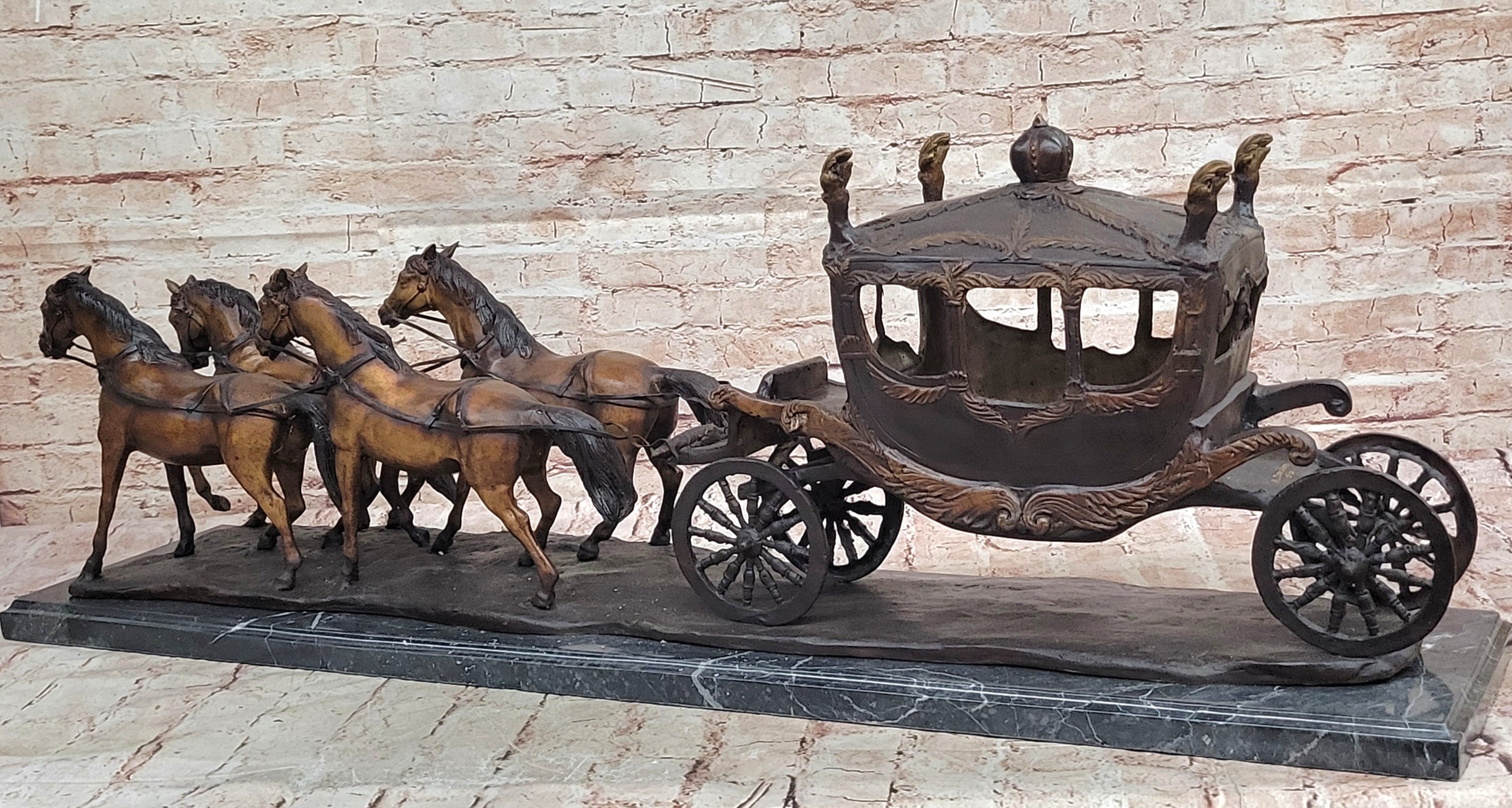 Handcrafted Detailed Extra Large Stagecoach, Old West Sculpture Figuri