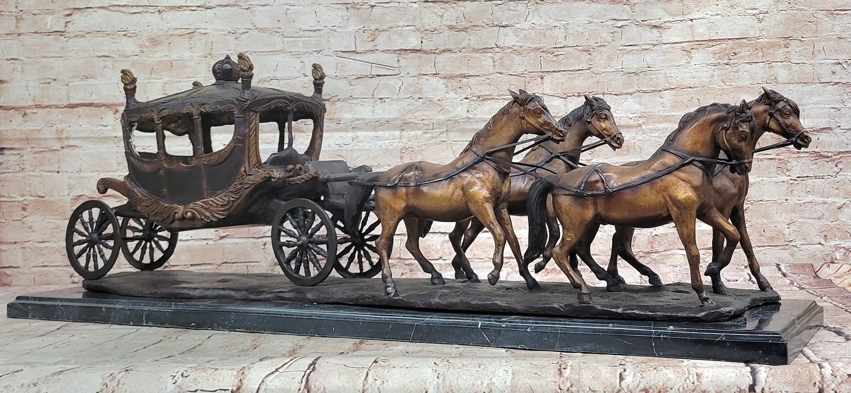 Handcrafted Detailed Extra Large Stagecoach, Old West Sculpture Figuri