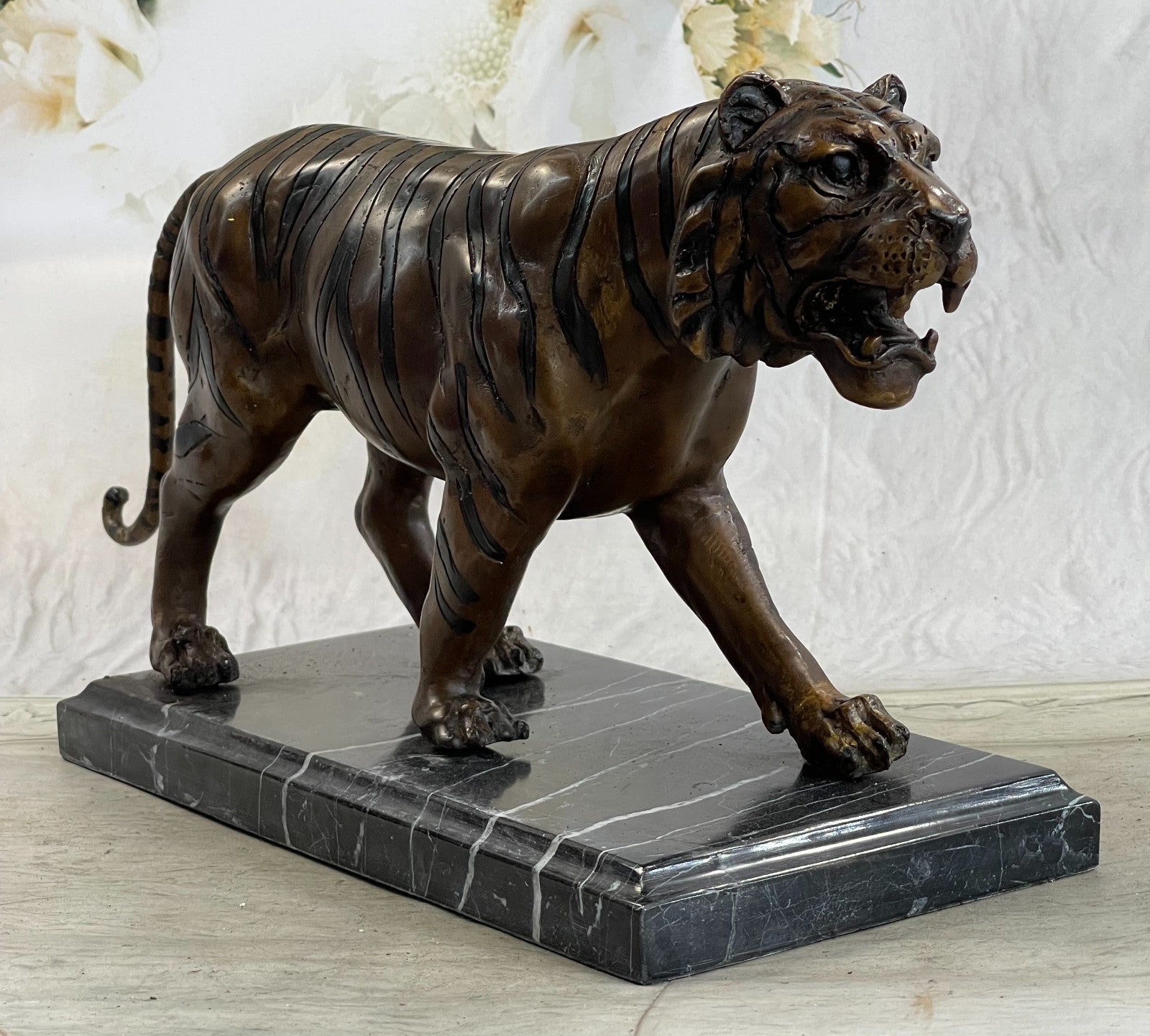 Handcrafted Detailed Indian Tiger Bronze Sculpture Figurine Figure Hom